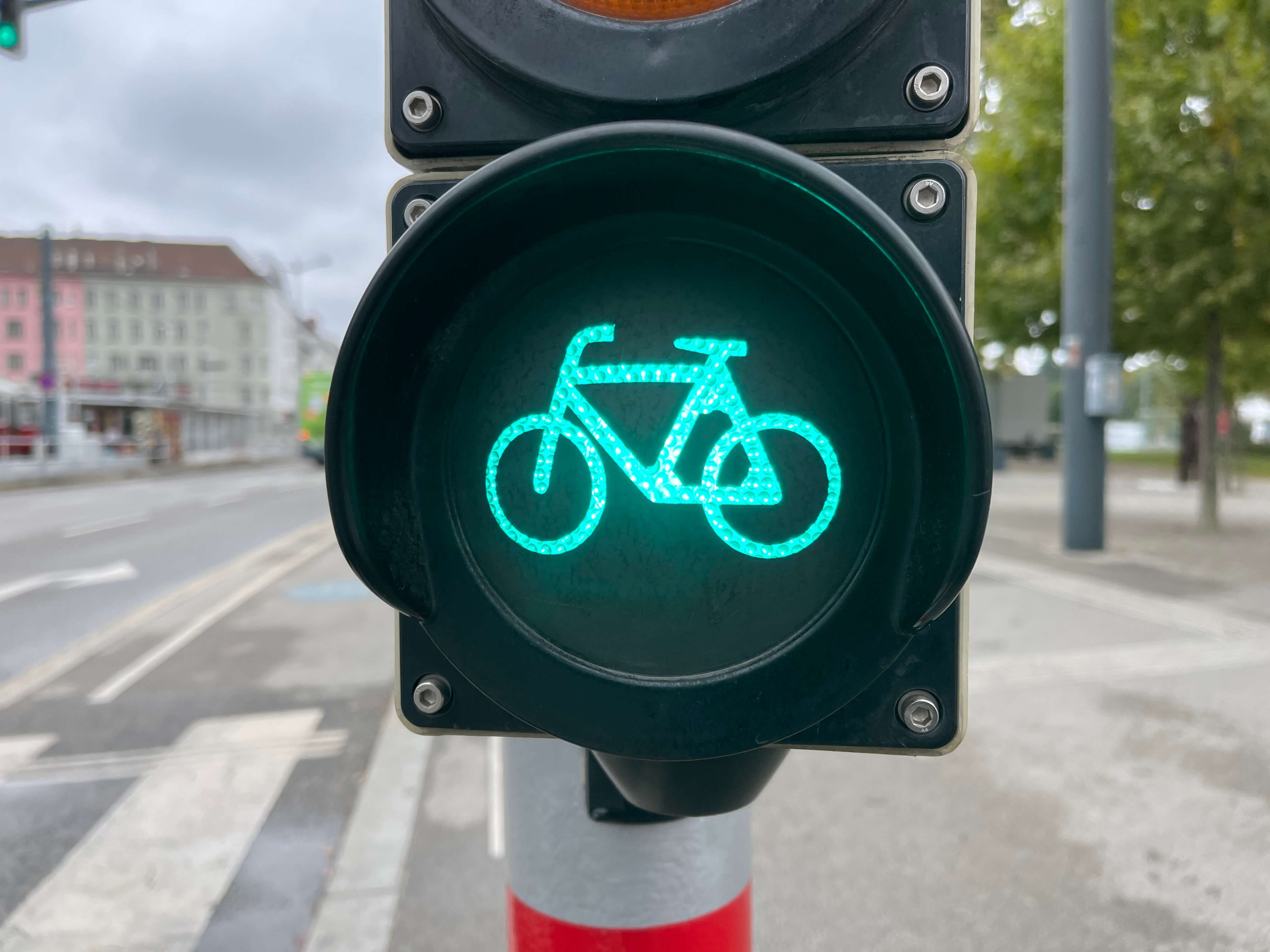 Cargo Bikes: Replacing Cars Demands Better Braking